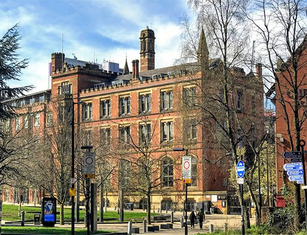 National Trust: Castlefield Viaduct - GM Ringway